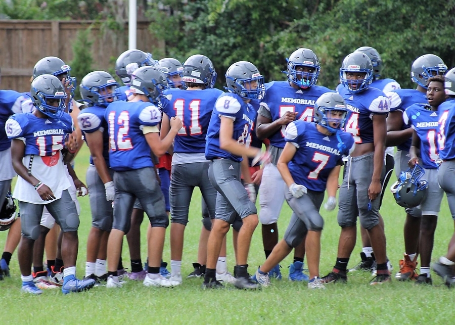 Memorial Day School Football Tackling the 2020 Football Season! : Prep ...